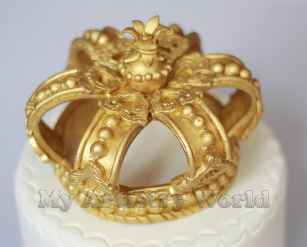 Crown cake topper - My Artistry World